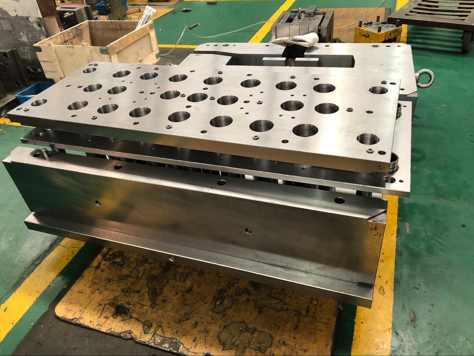 Air Poppet in injection mold